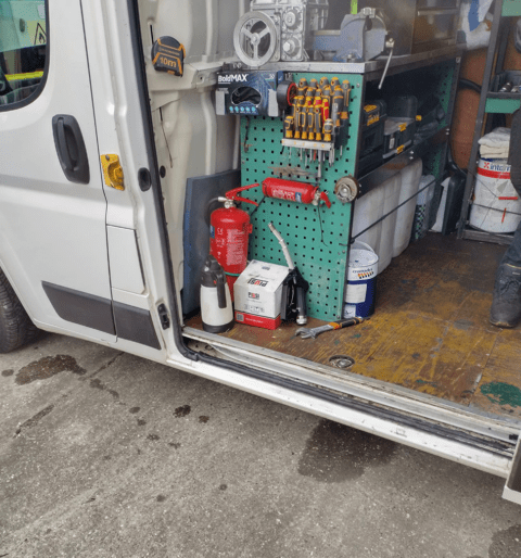 Service & Maintenance - Fuel Tank Service and Maintenance